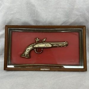 flintlock | Wall Decor | Vintage Model Of Flintlock Pistol Shadow Box ...
